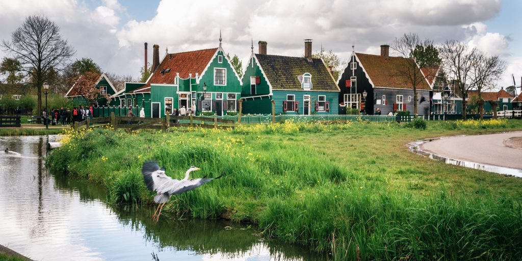 Zaanse Pilot huizen met slechte fundering: slopen of nieuwbouw? - Bouw ...