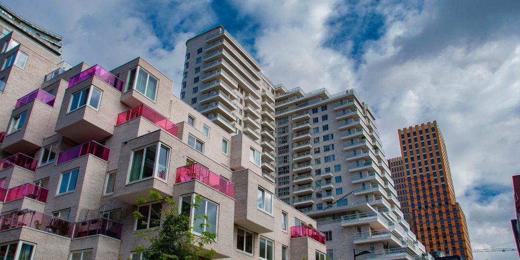 Stepstone - Grootschalige sociale woningbouw in Amsterdamse Zuidas ...
